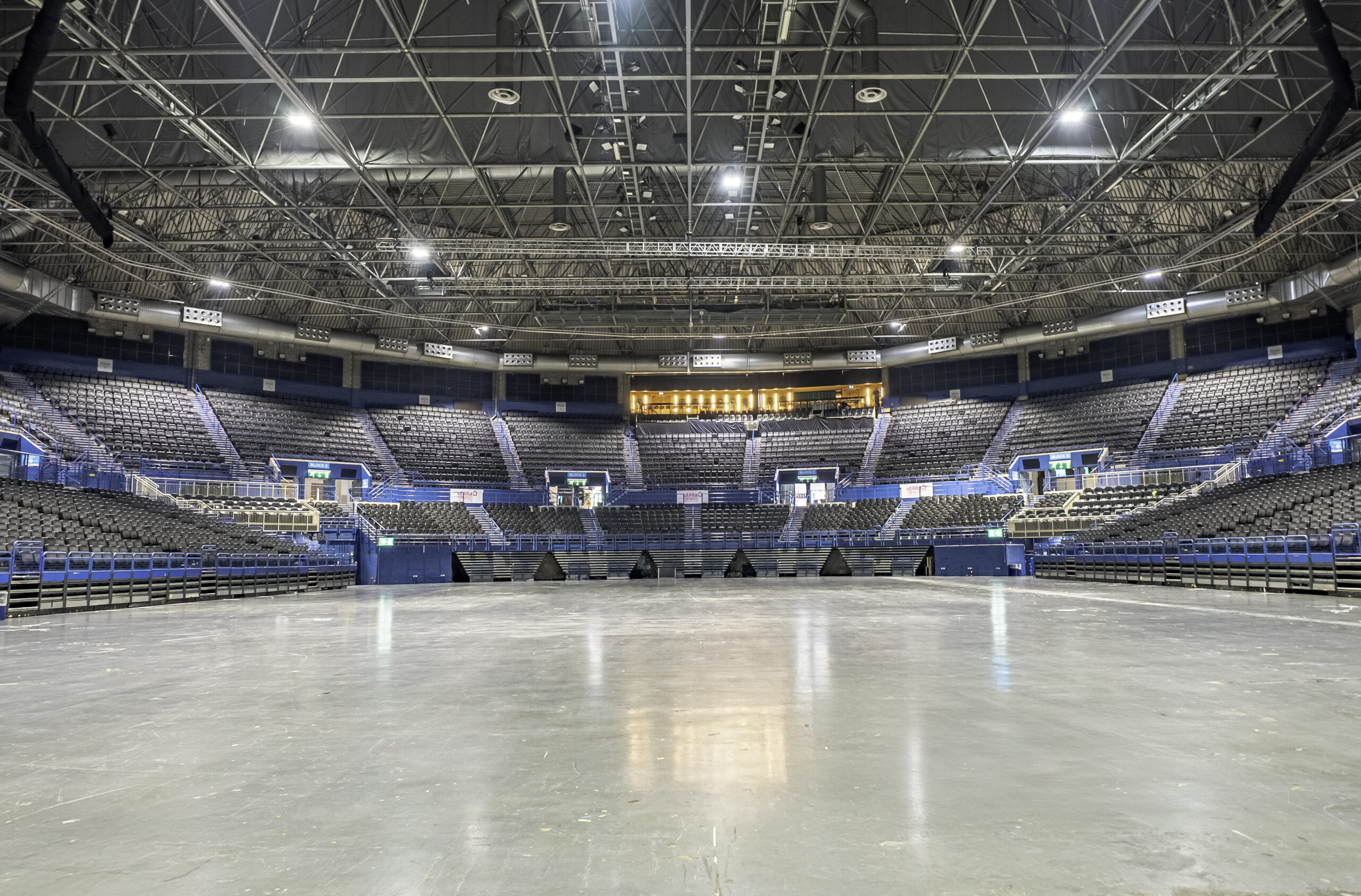 UTILITA ARENA, BIRMINGHAM - Estilo Interiors